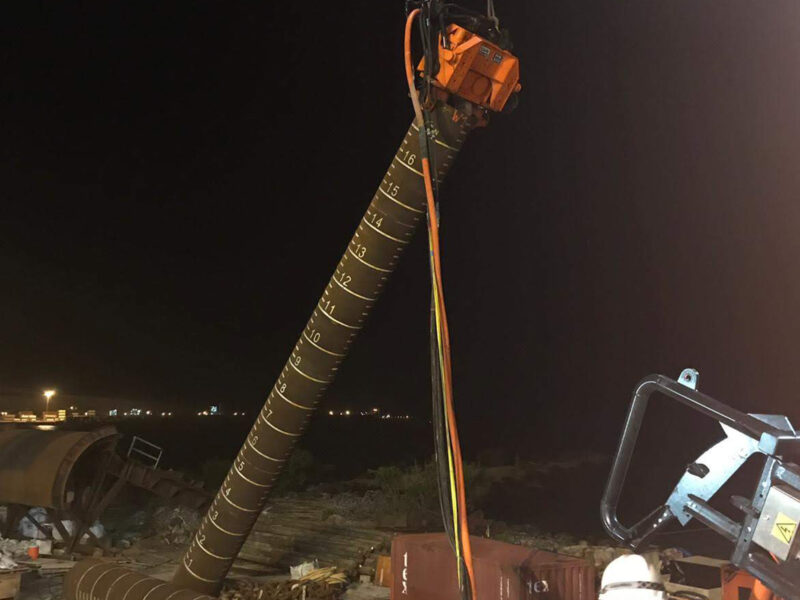 4 pin piles for seabed structure - CAPE Holland