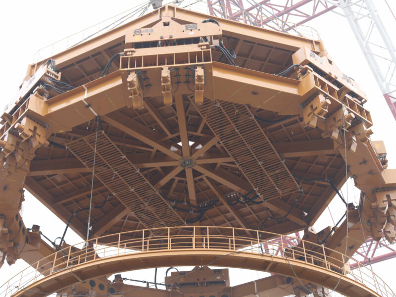 124 monopiles with a diameter of 22 meter - CAPE Holland