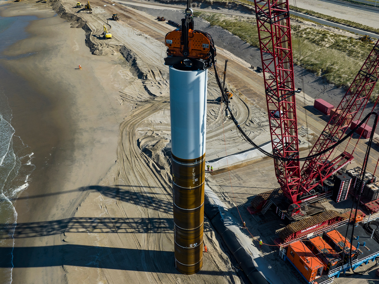 12 Flanged monopiles Windpark Maasvlakte 2 - CAPE Holland