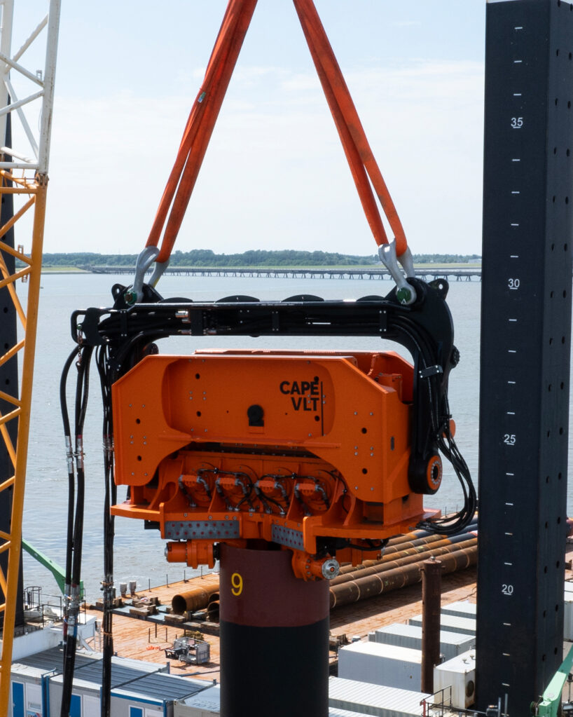 12 pontoon piles Wilhelmshaven - CAPE Holland