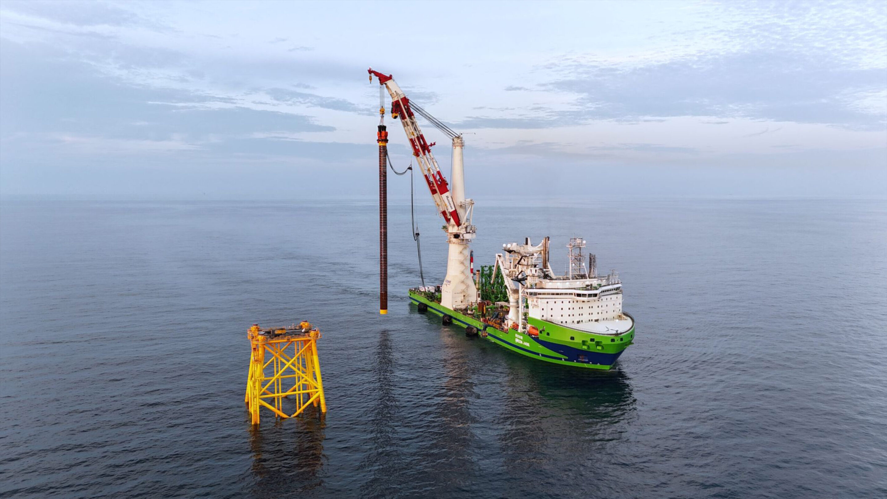 8 Jacket skirt piles for Hai Long Sub Stations - CAPE Holland