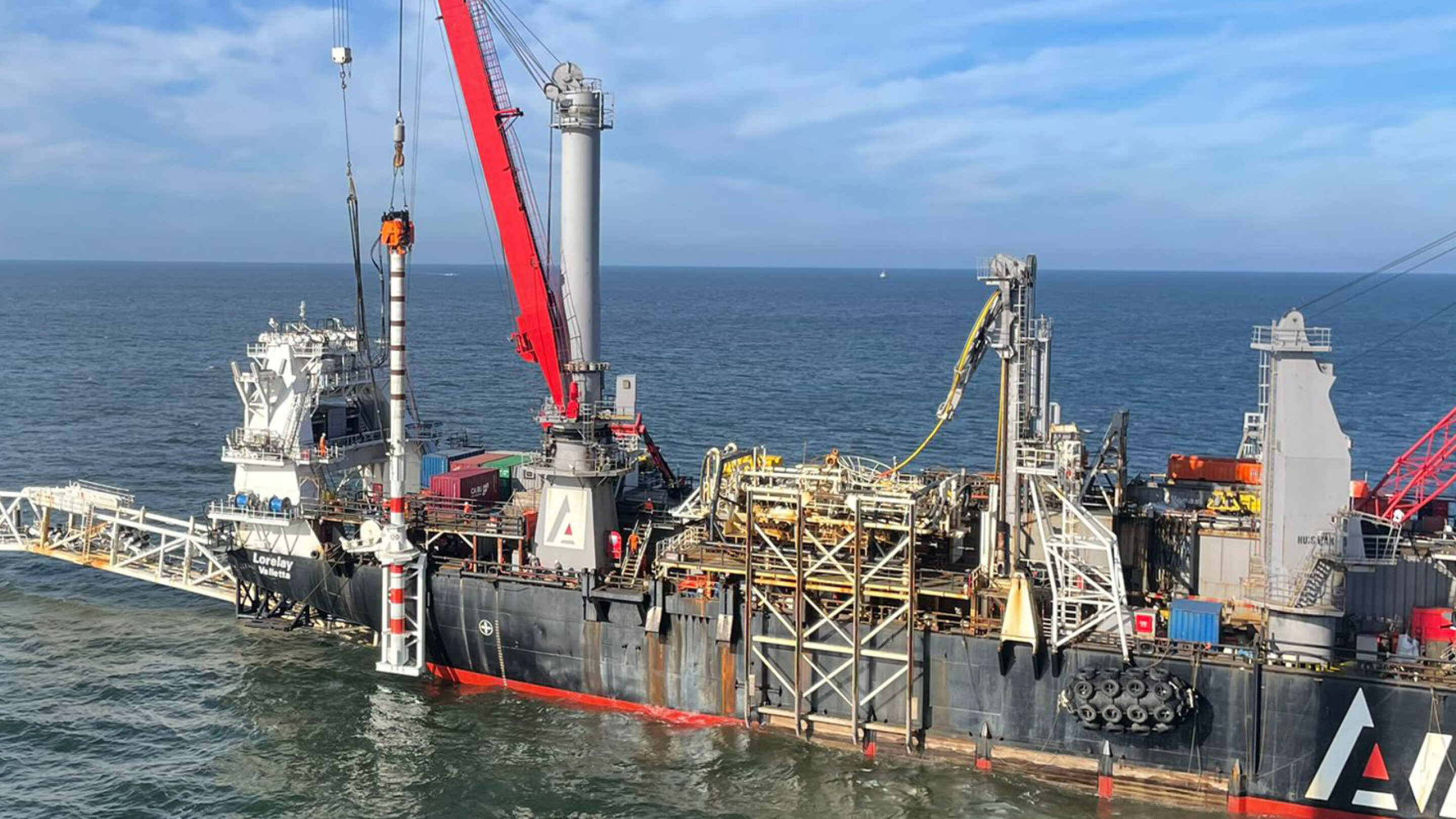 Installation and extraction of starter pile - CAPE Holland